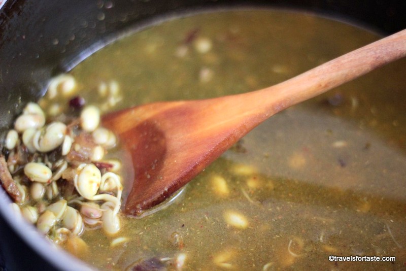 C.K.P Valache Birdhe (वालाचे बिरडे) – Field bean curry - Travels for Taste